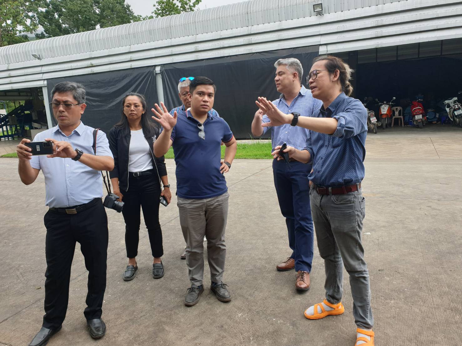 คณะเกษตรศาสตร์ นำอาคันตุกะประเทศฟิลิปปินส์ และนักศึกษา kindai University ประเทศญี่ปุ่น ศึกษาดู ...